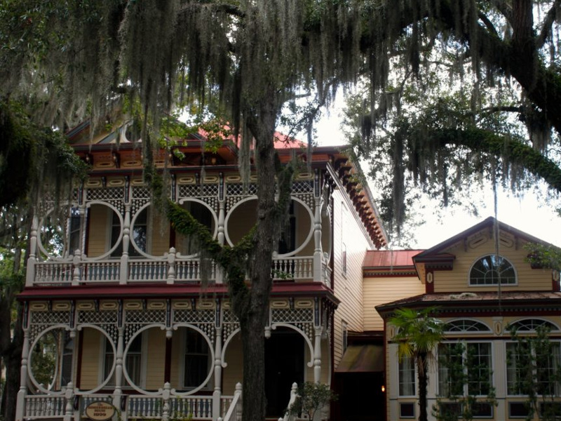 Savannah’s Most Beautiful Haunted Buildings - LivingBetter50
